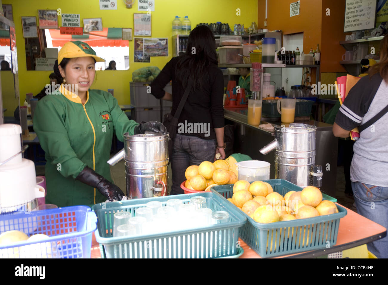 Ecuador Quito fruit juice stall Stock Photo - Alamy