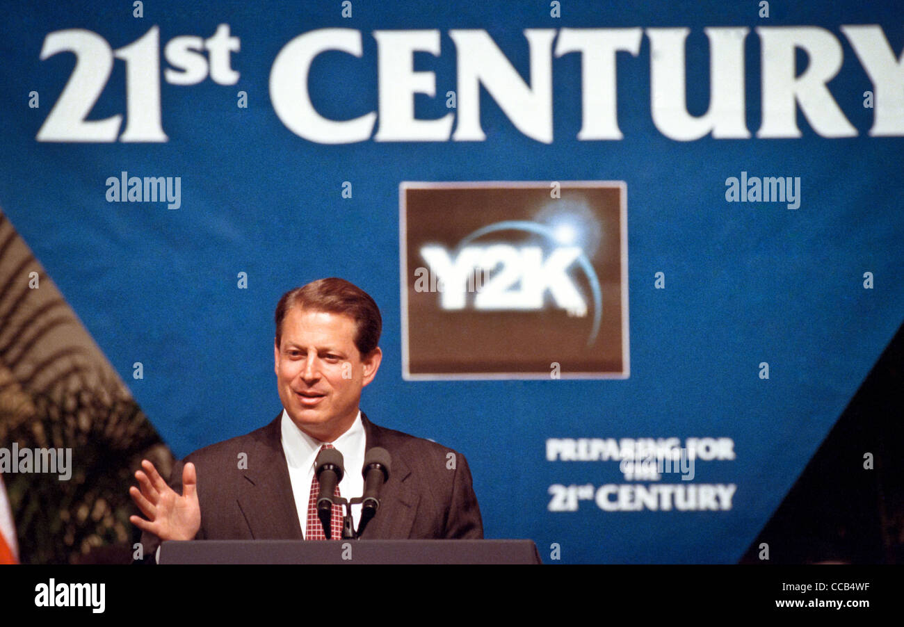 Y2k computer hi-res stock photography and images - Alamy