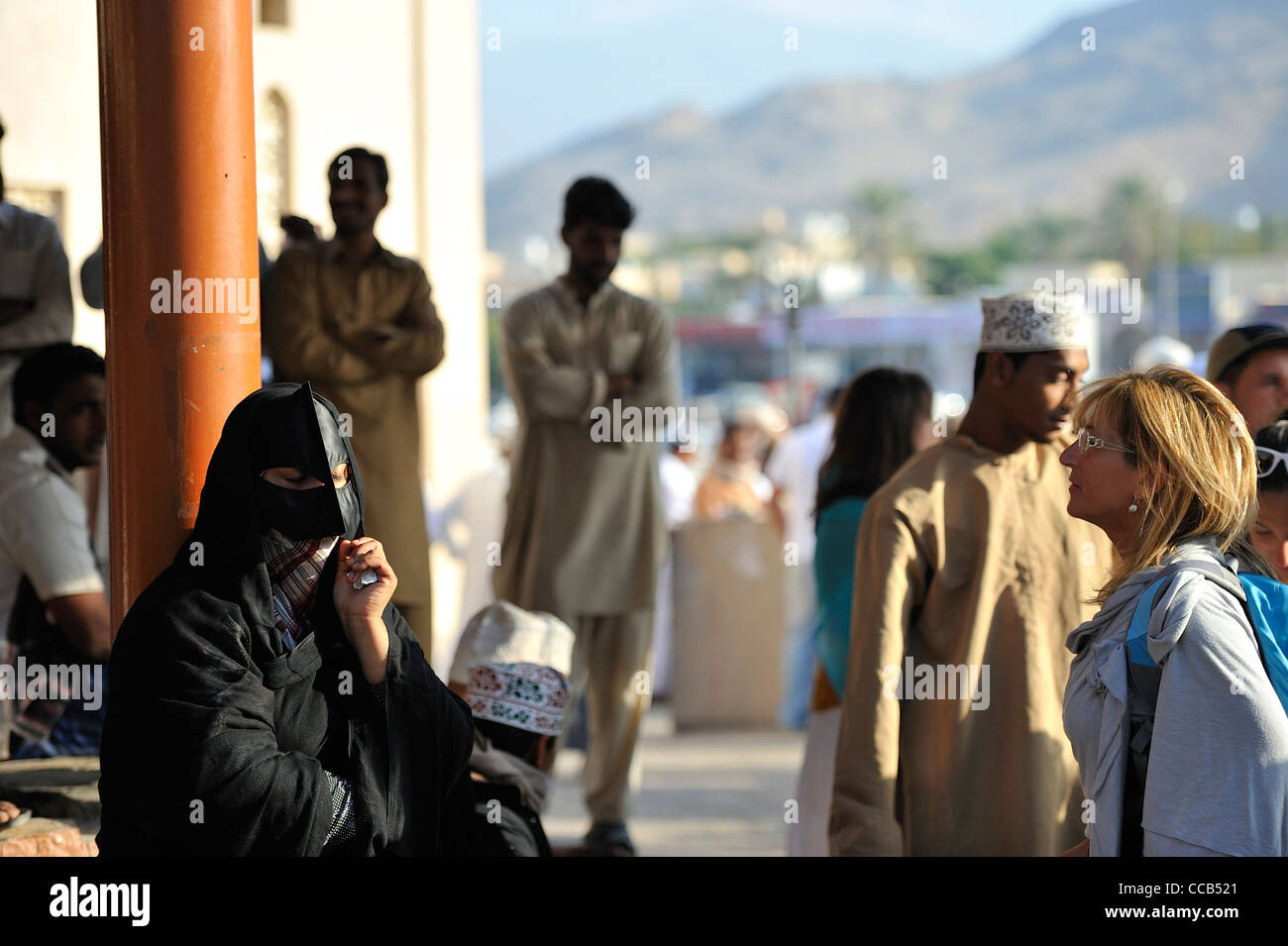 Oman nizwa black mask hi-res stock photography and images - Alamy