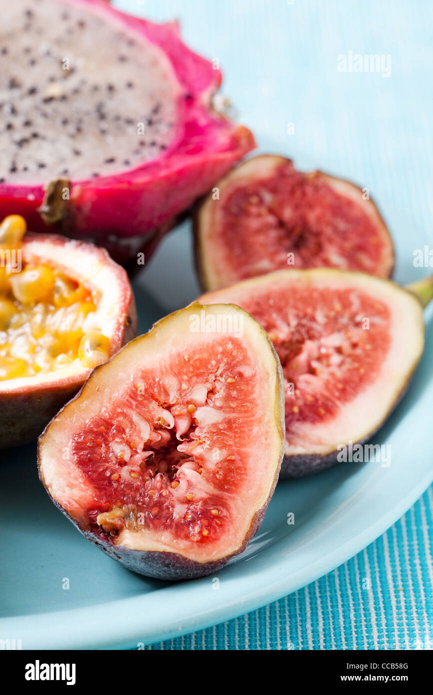 Passion fruit star fruit hi-res stock photography and images - Alamy