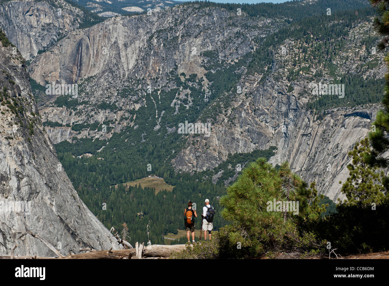 Hiking The Panoramic Trail. Yosemite Valley view northwest from ...