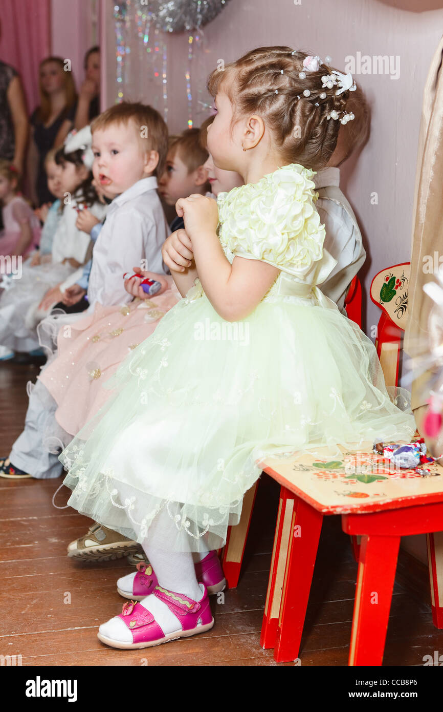 Kid Schoolchildren Snow High Resolution Stock Photography and Images ...
