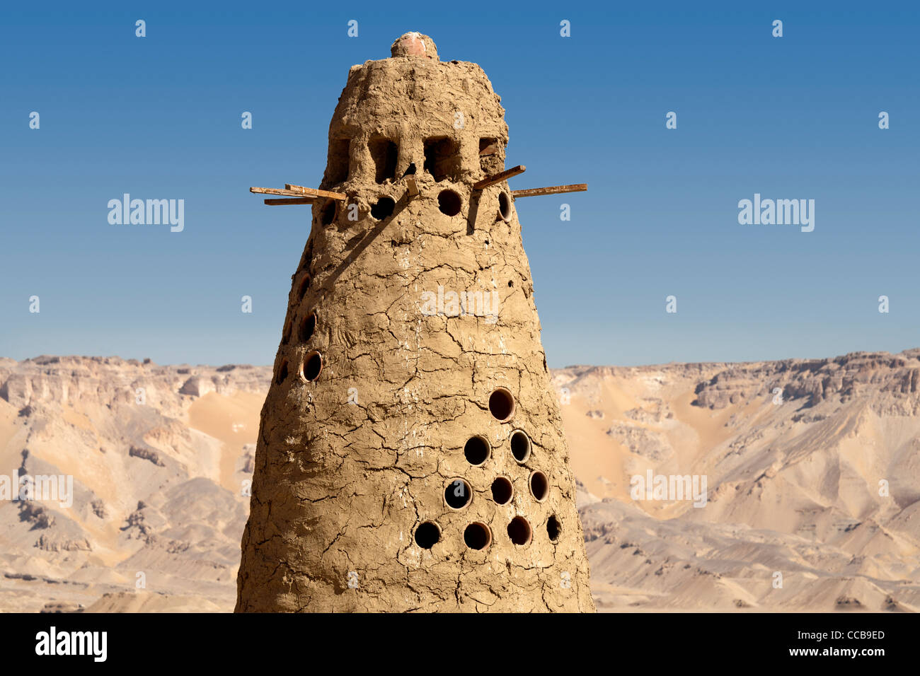 Egypt pigeons house hi-res stock photography and images - Alamy