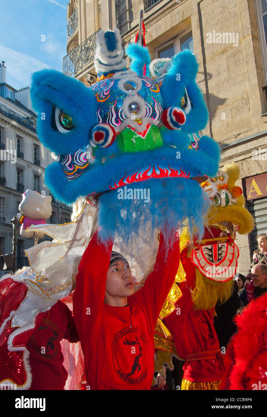 Chinese teen traditional dragon head hi-res stock photography and ...