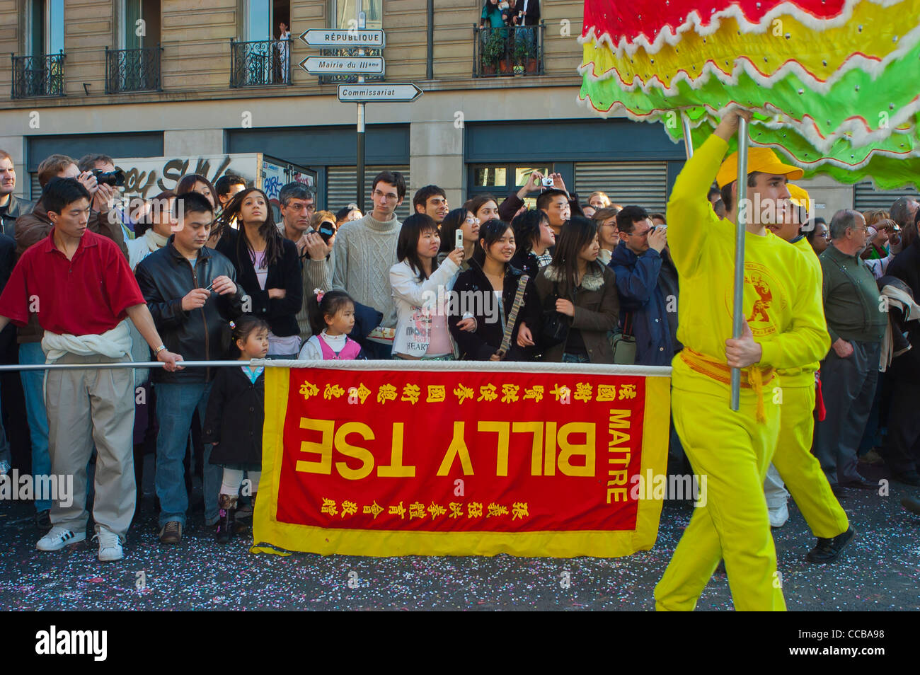 Paris, France, Crowd, Audience, Chinese men in Traditional Costumes ...