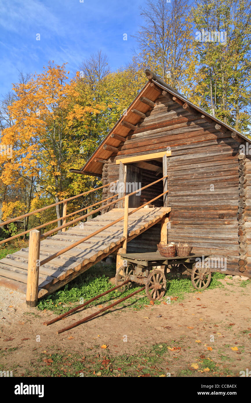 Russian farm barn hi-res stock photography and images - Alamy