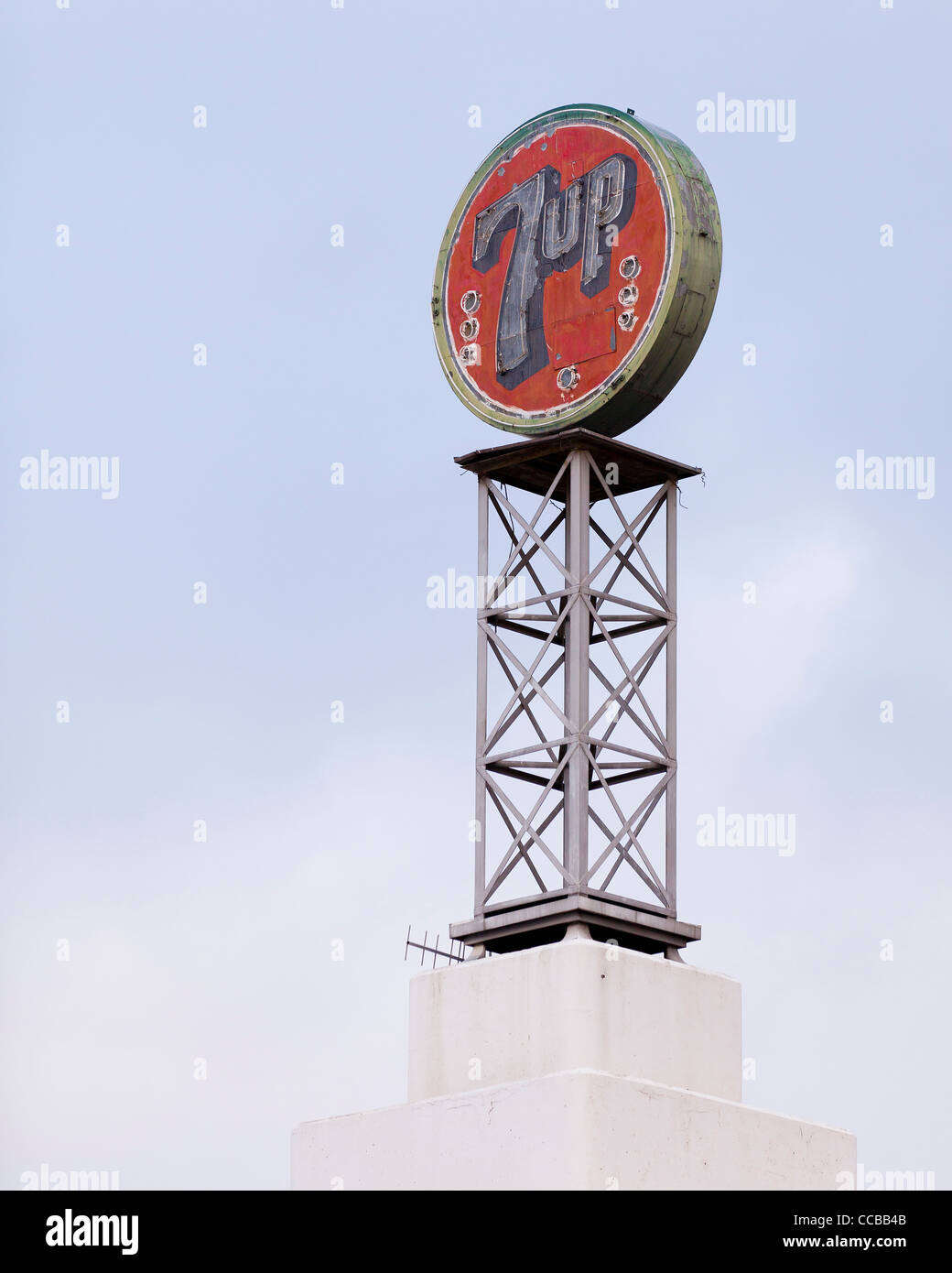 Vintage 7Up sign Stock Photo - Alamy