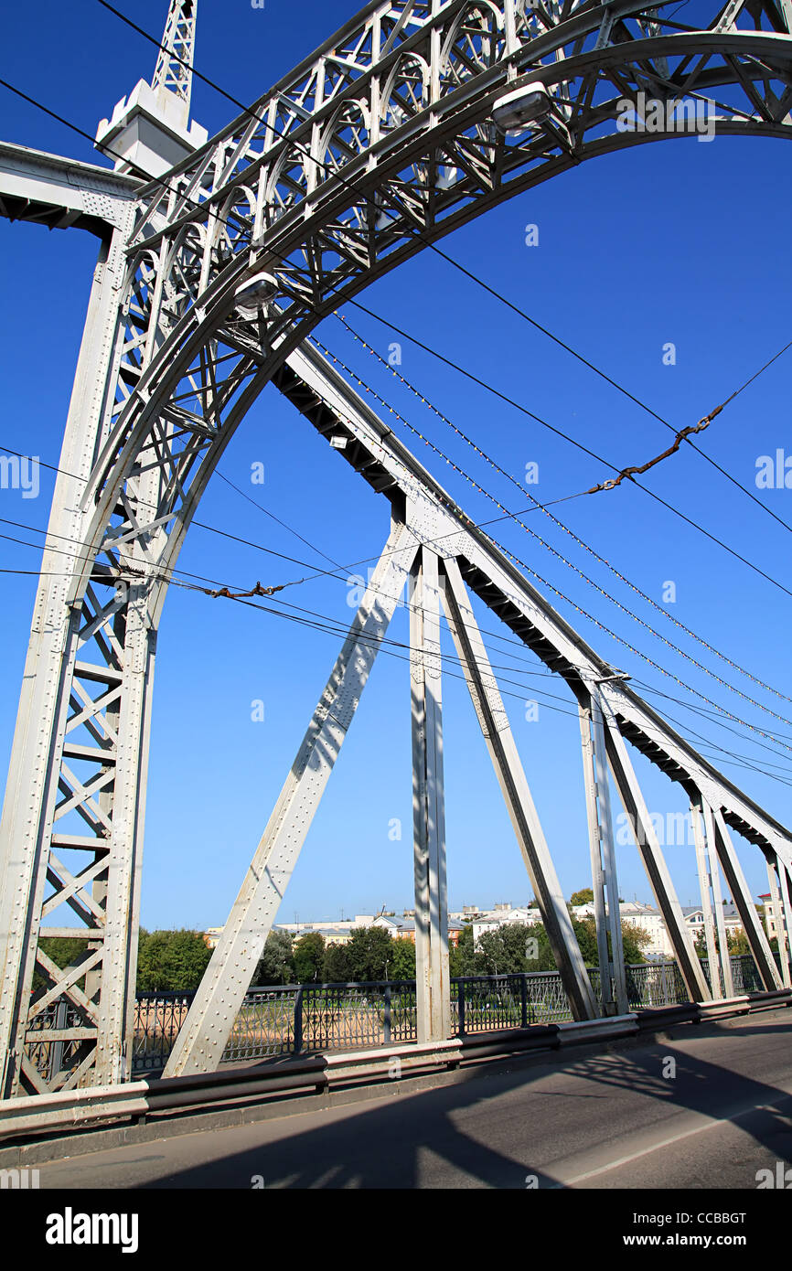 Car cross bridge hi-res stock photography and images - Alamy