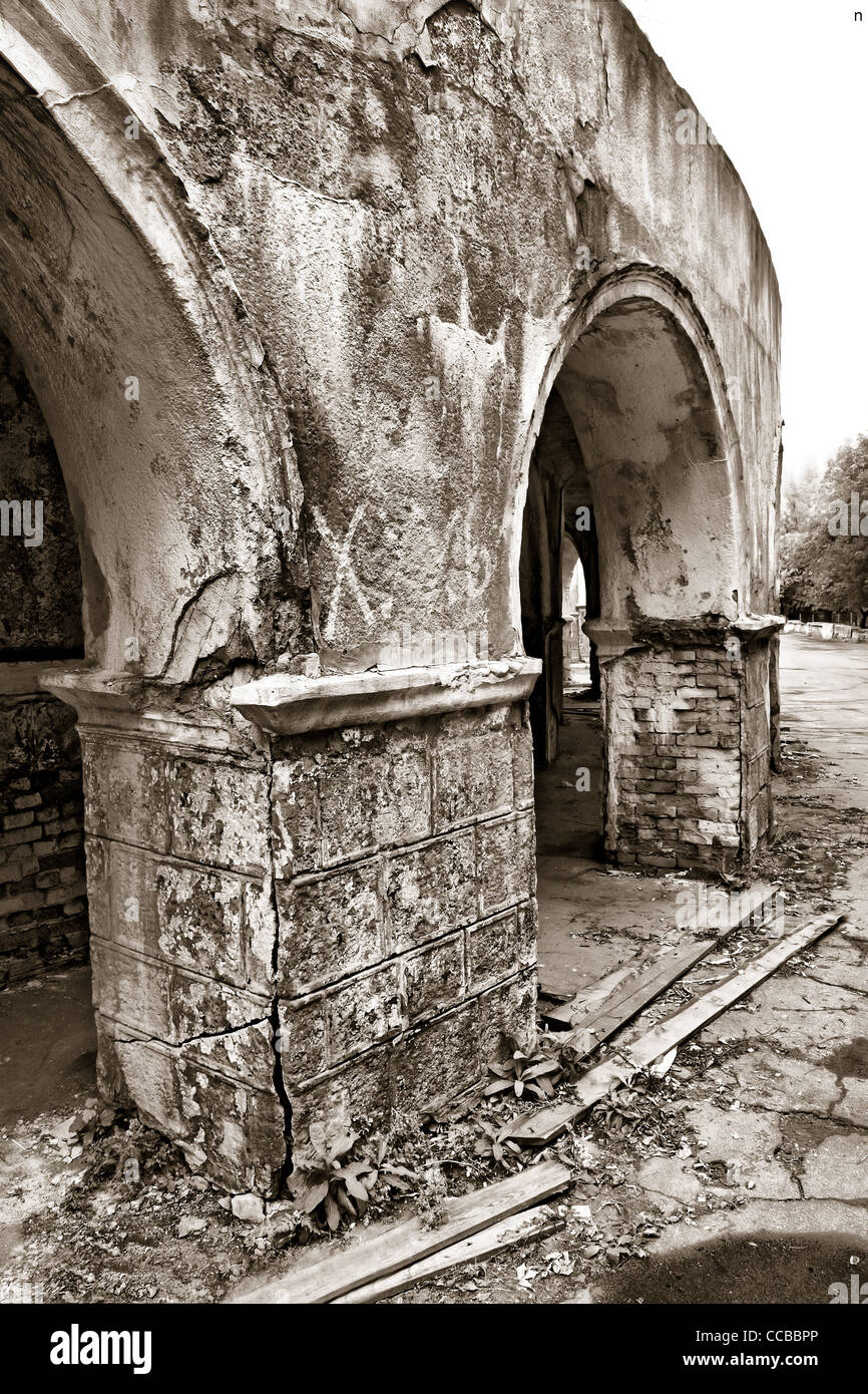 pillar of the old building Stock Photo - Alamy
