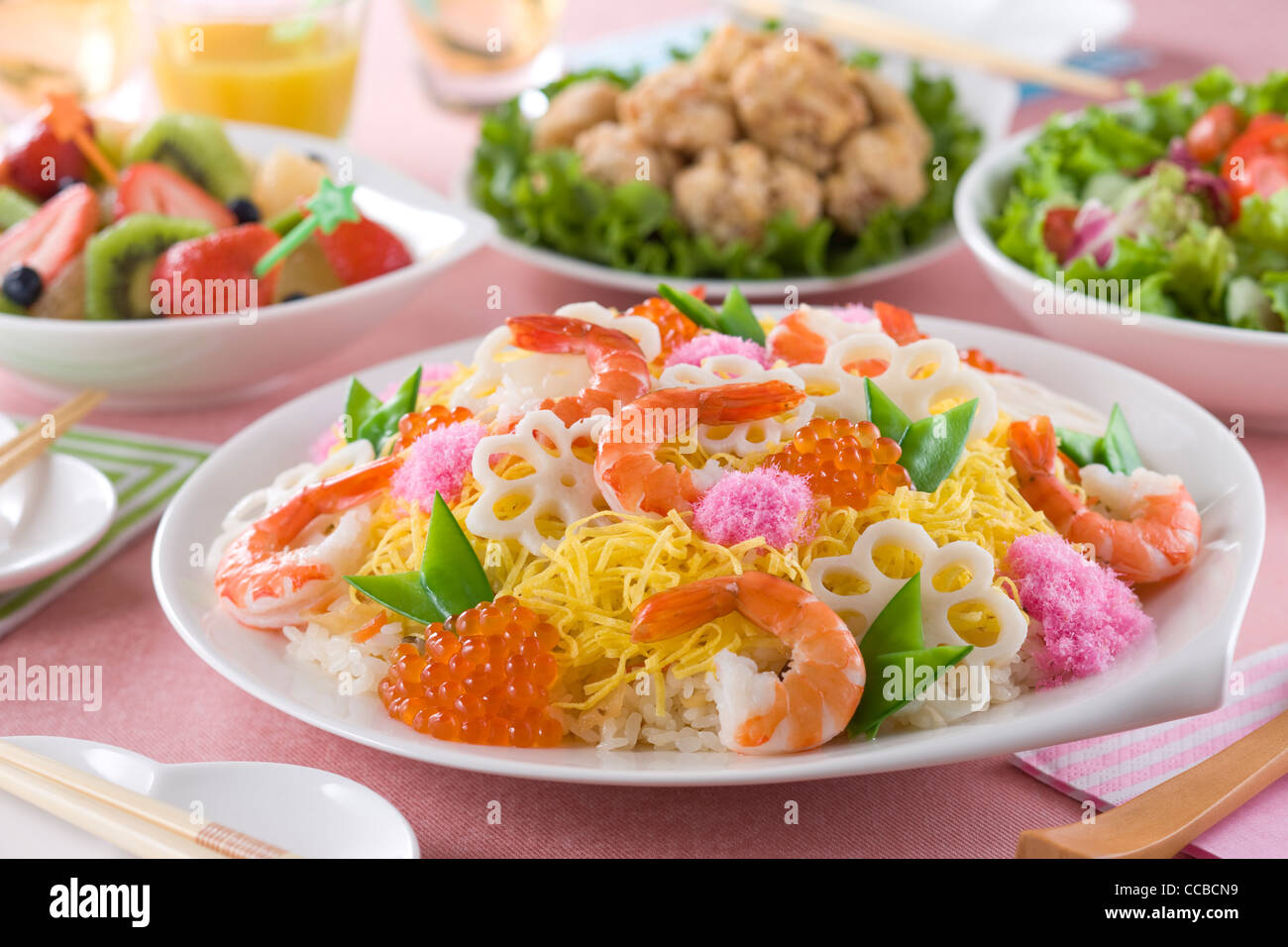 Seafood chirashizushi hi-res stock photography and images - Alamy