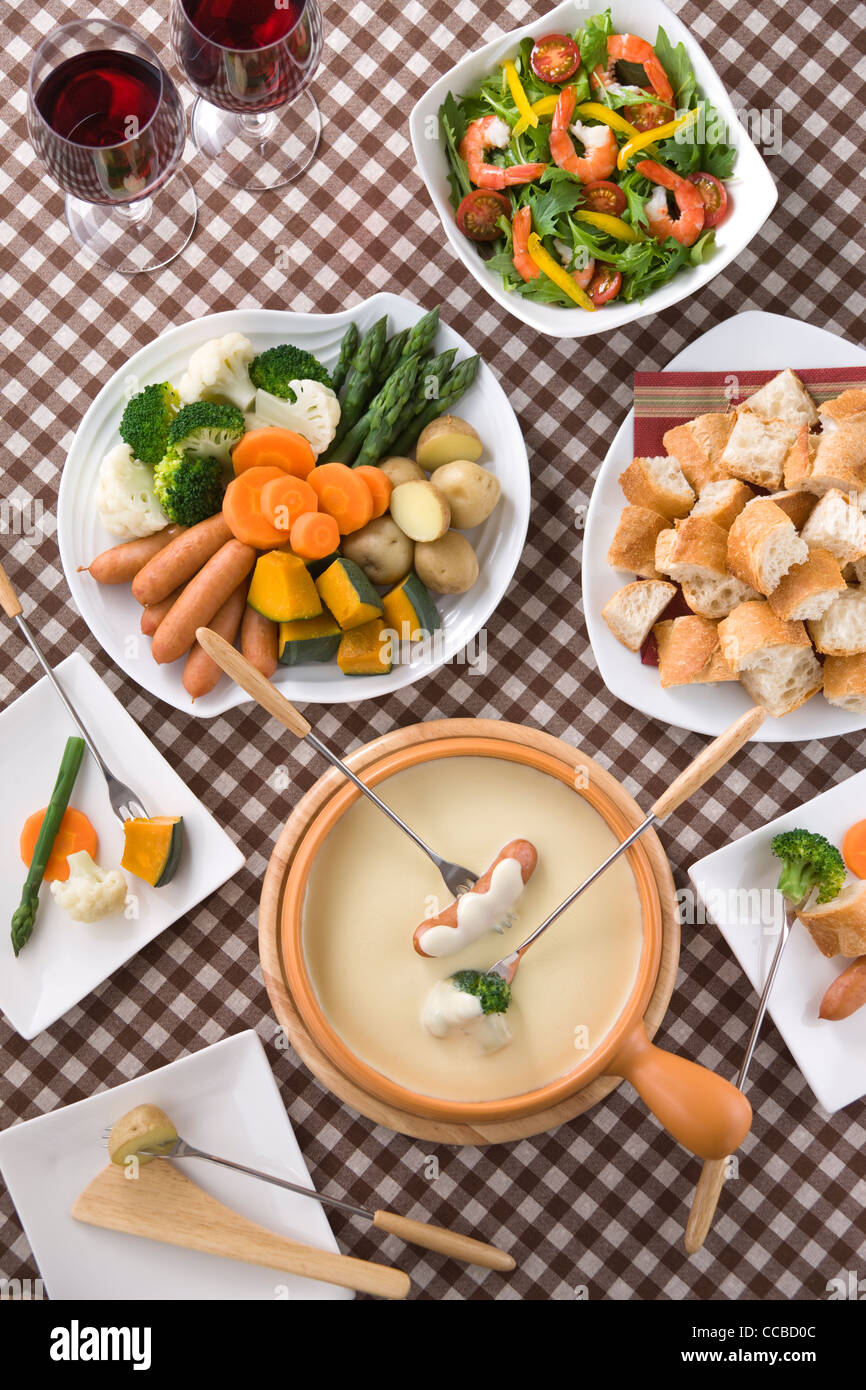 Cheese fondue buffet hi-res stock photography and images - Alamy