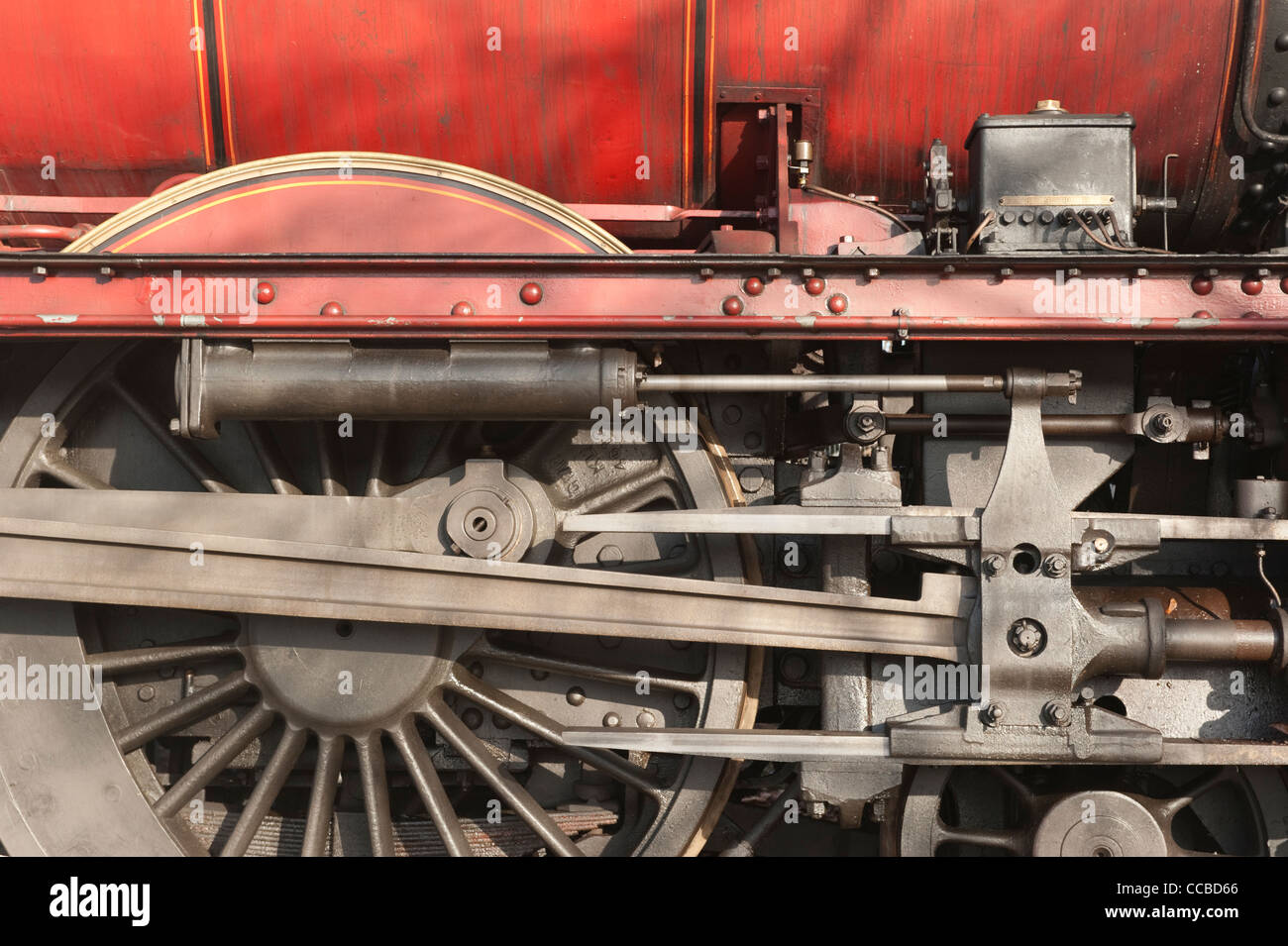Steam engine Olton Hall in London's Hyde Park Stock Photo - Alamy