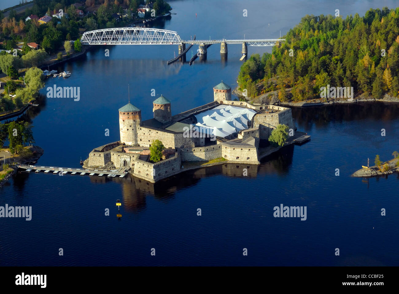Olavinlinna castle on lake saimaa hi-res stock photography and images ...