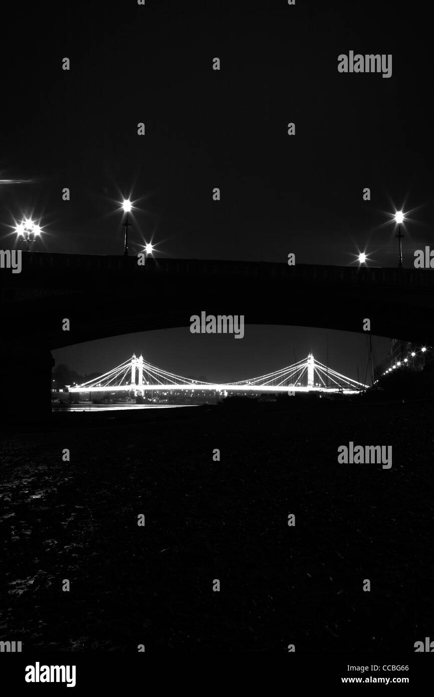 Under the arches of london bridge hi-res stock photography and images ...
