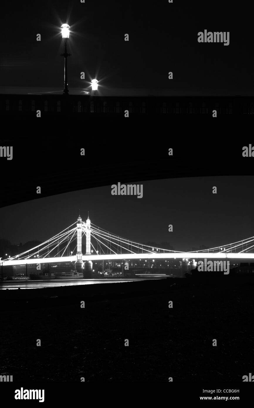 Under the arches of london bridge hi-res stock photography and images ...
