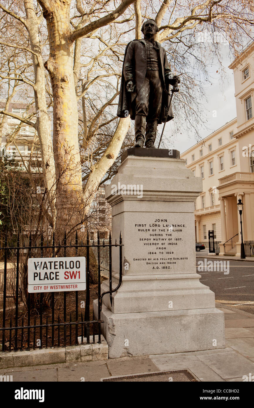 Statue of John Lawrence, 1st Baron Lawrence Stock Photo - Alamy