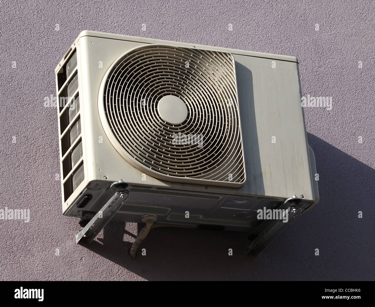 Outdoor ac unit hi-res stock photography and images - Alamy