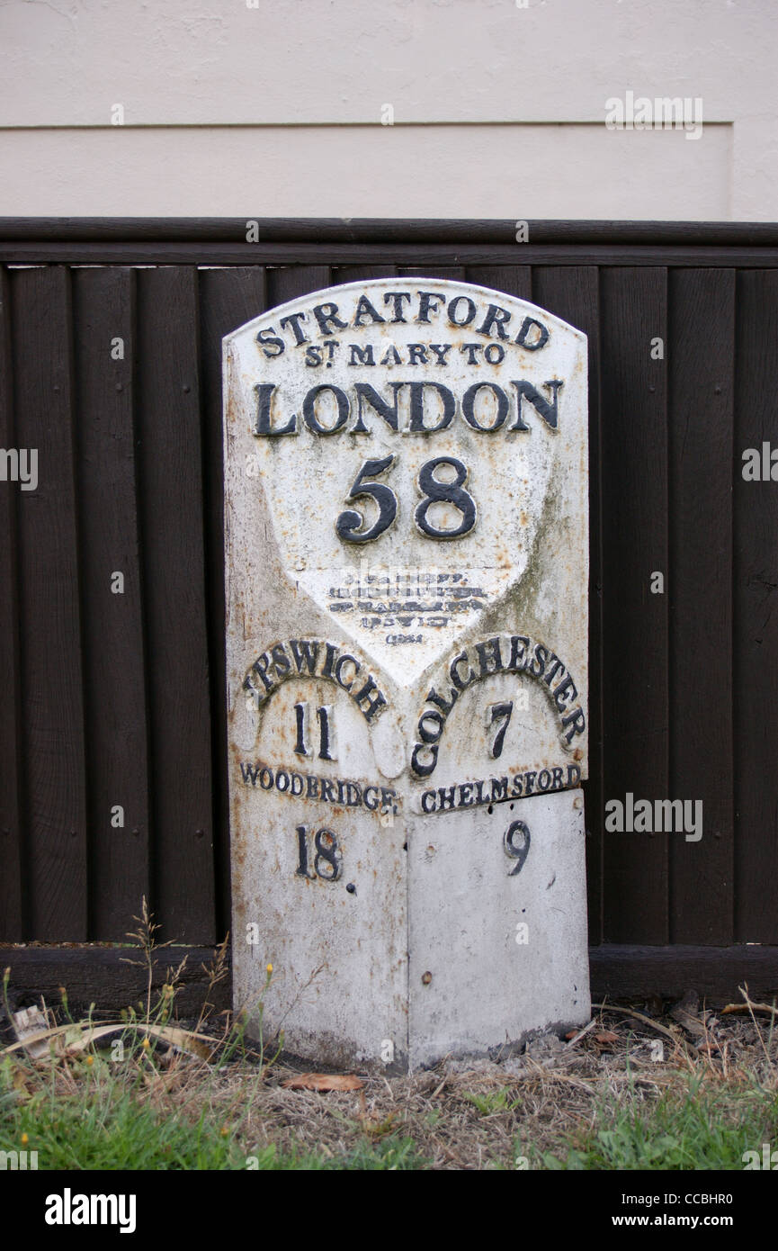 Colchester road sign hi-res stock photography and images - Alamy