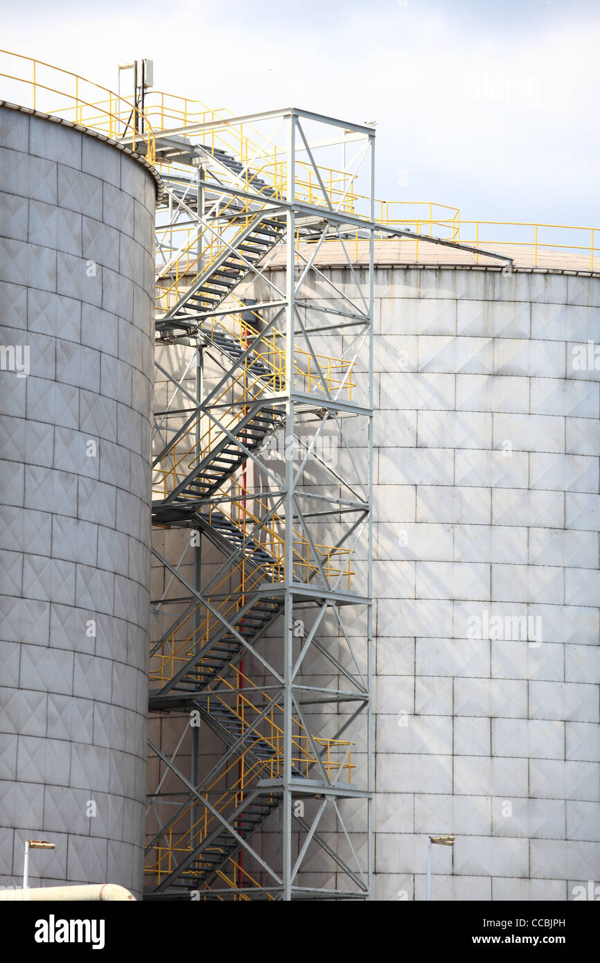Storage tanks in warehouse hi-res stock photography and images - Alamy