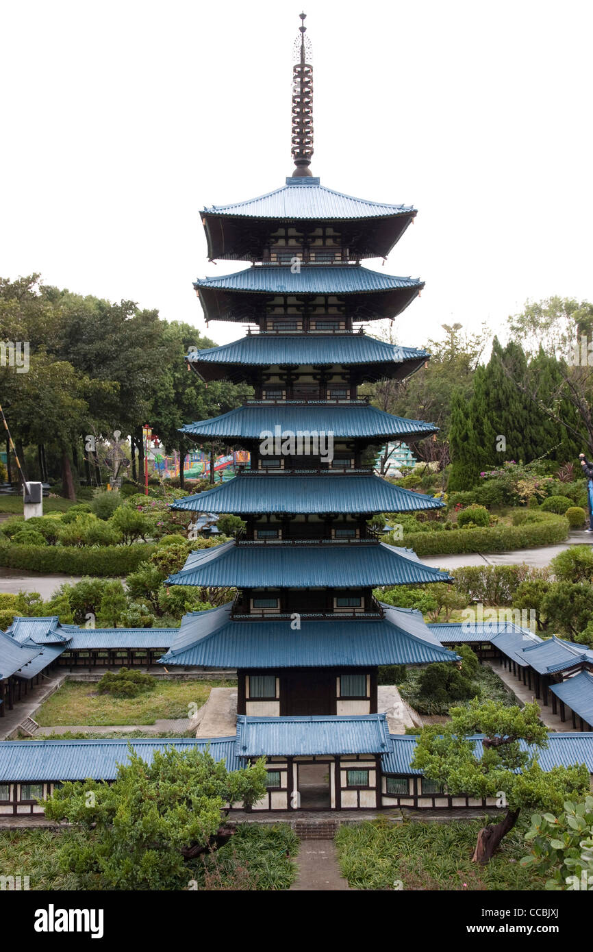 World Famous Architecture Buildings