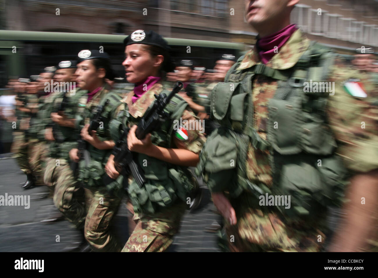 soldiers marching at the 2nd June parade in rome italy Stock Photo - Alamy