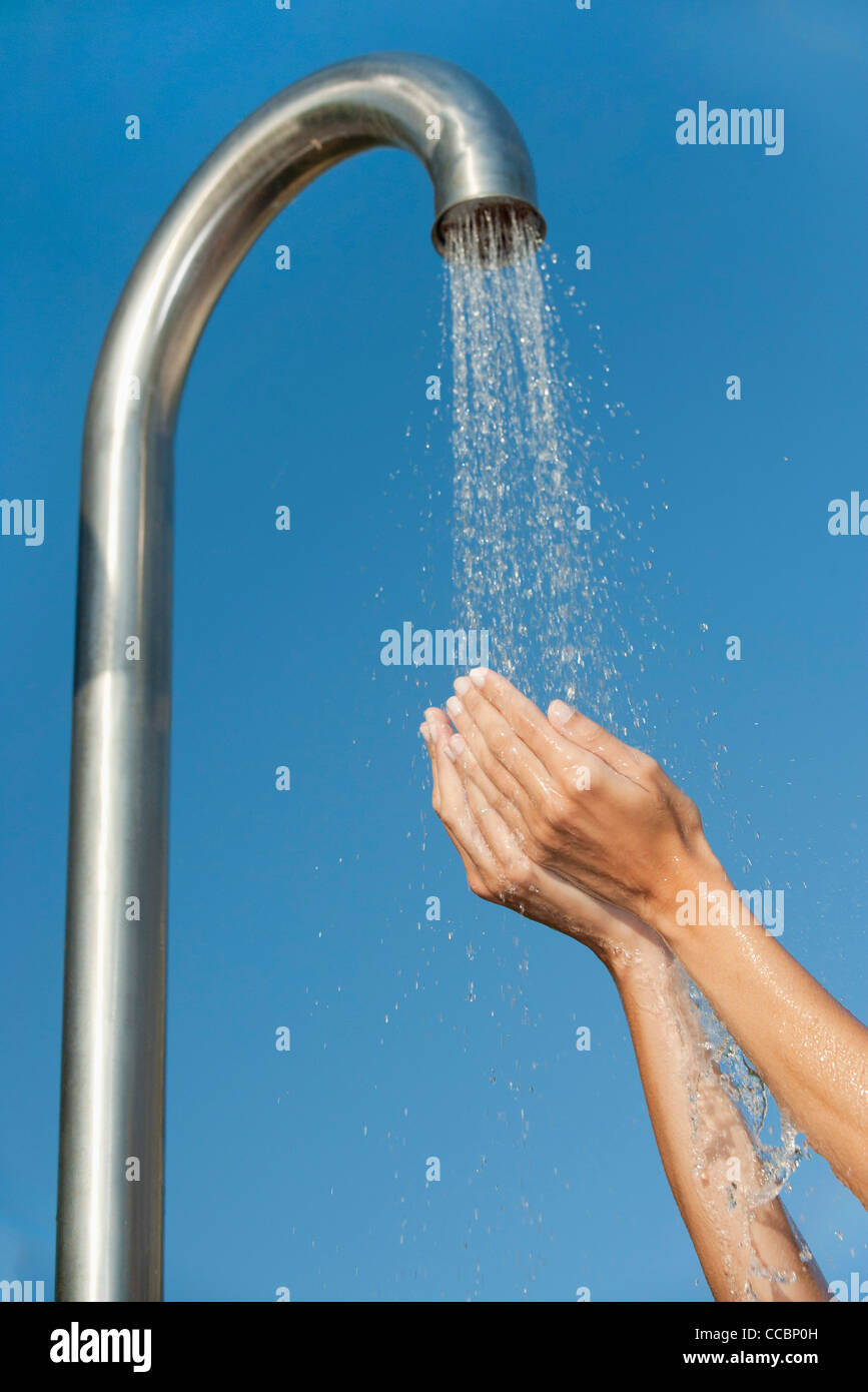 Public shower hi-res stock photography and images - Alamy