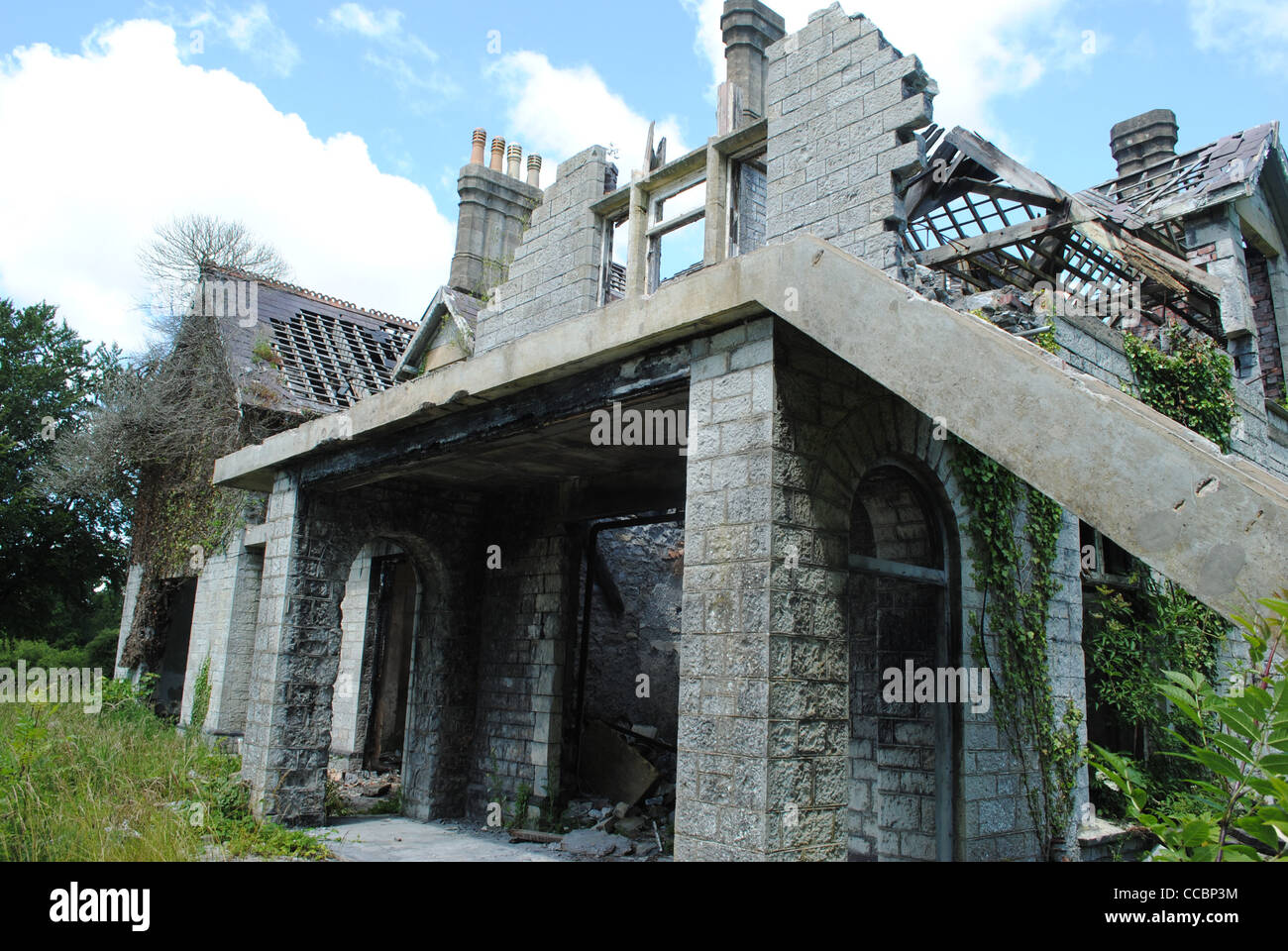 Abandoned, run down house on the outskirts of Bridgend, South Wales ...