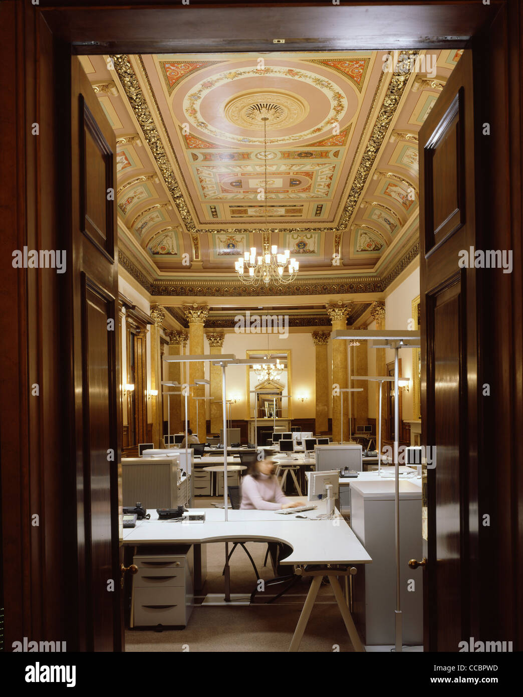 HSBC BANK OFFICES MAIN HALL Stock Photo - Alamy