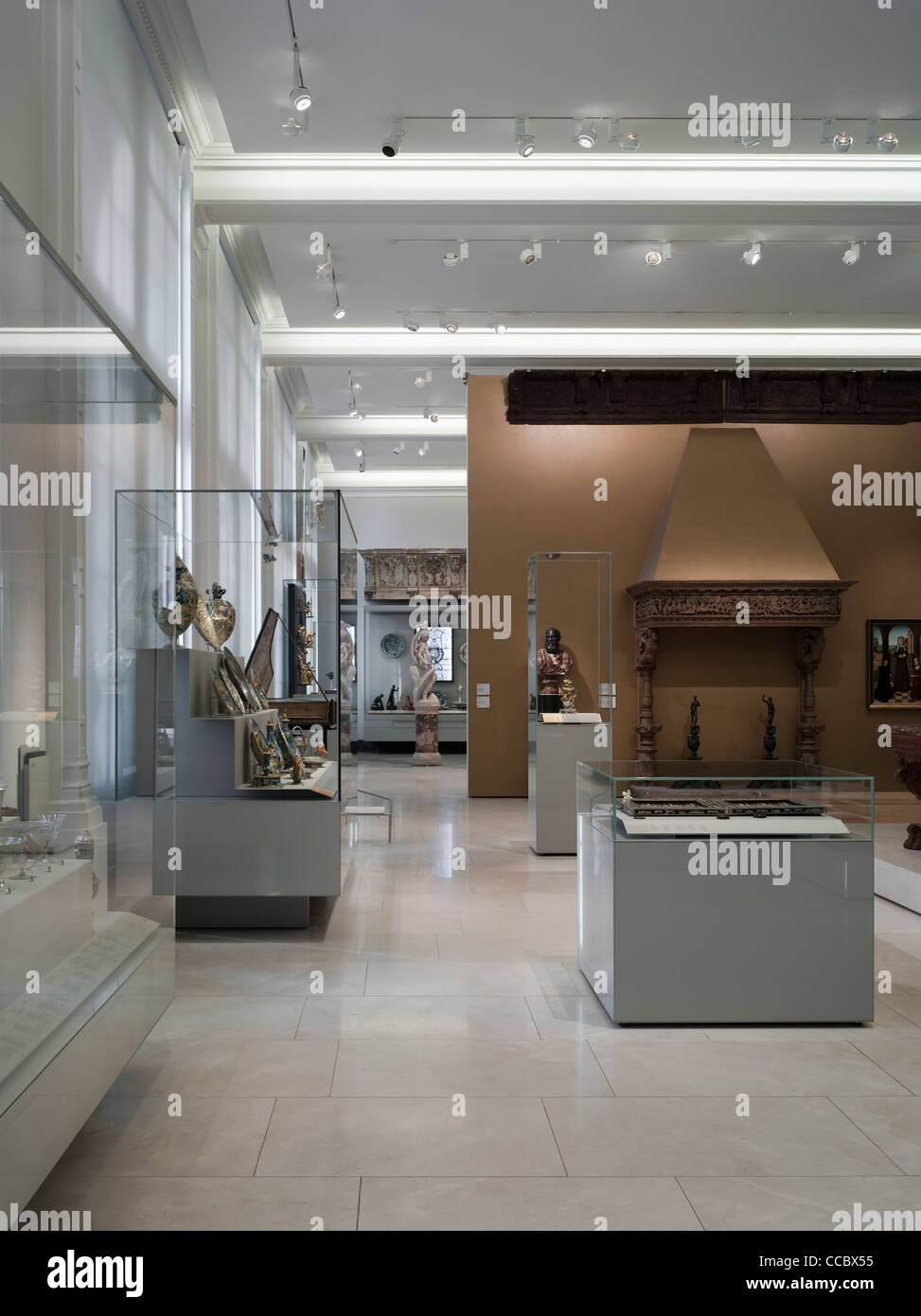 Medieval renaissance galleries museum london hi-res stock photography ...