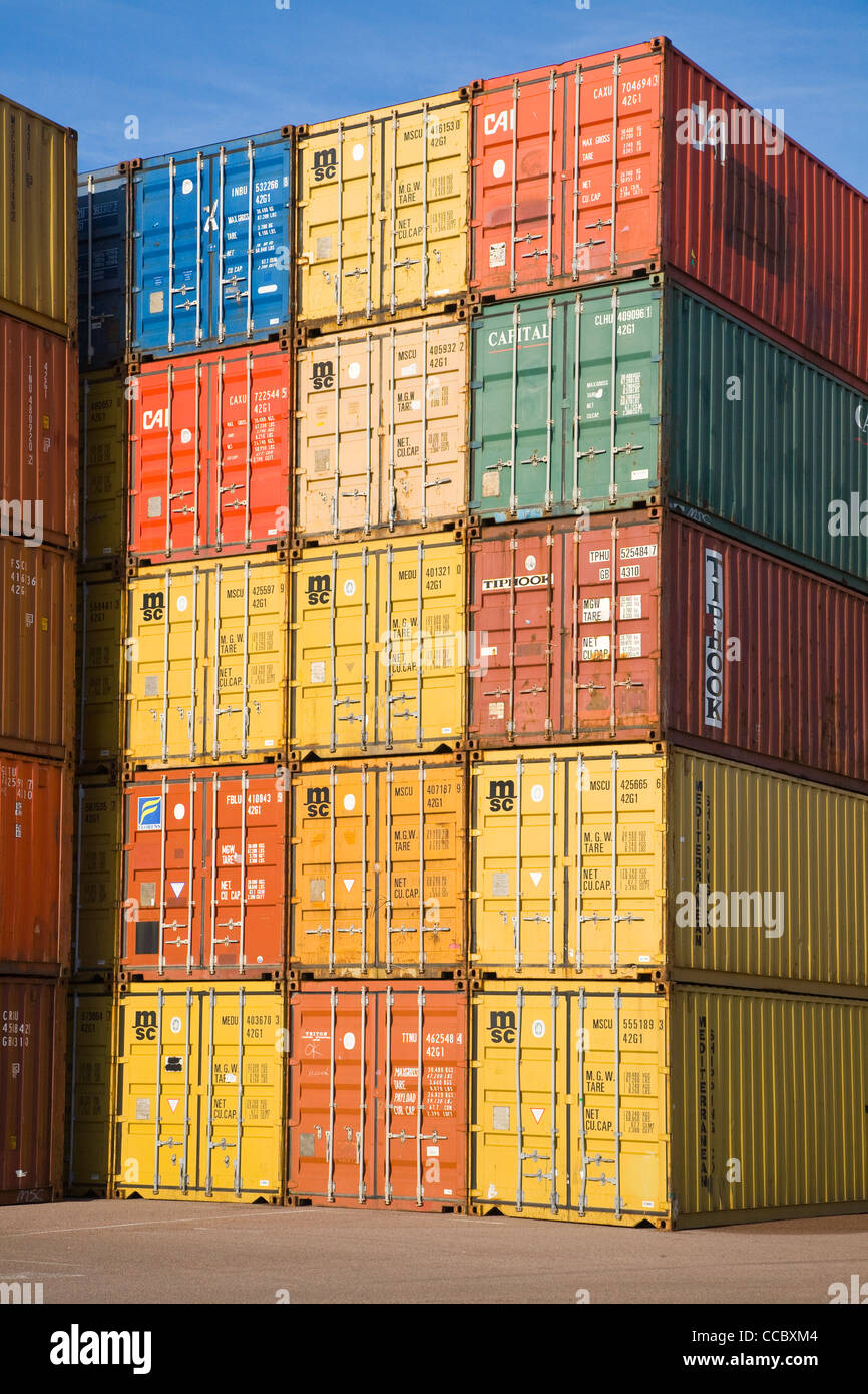Pile of shipping containers hi-res stock photography and images - Alamy