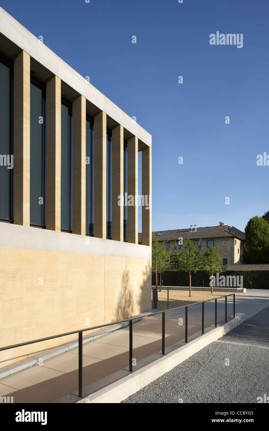 The Sainsbury Laboratory, An 11,000Sq.M Plant Science Research Centre ...