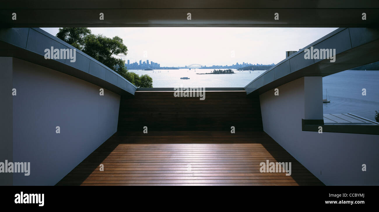 PRIVATE HOUSE TOP LEVEL TERRACE + HARBOUR VIEW Stock Photo - Alamy