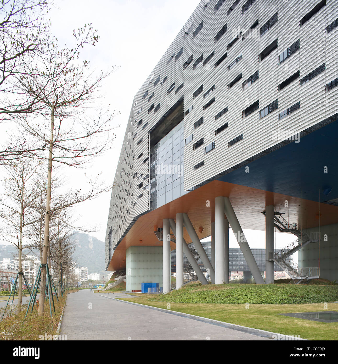 Horizontal Skyscraper - Vanke Center Hovering Over A Tropical Garden ...