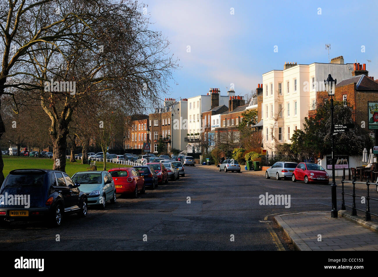 Kew green london hi-res stock photography and images - Alamy