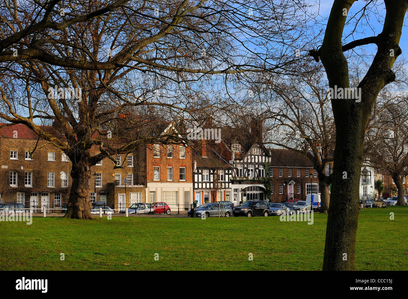 Kew green london hi-res stock photography and images - Alamy