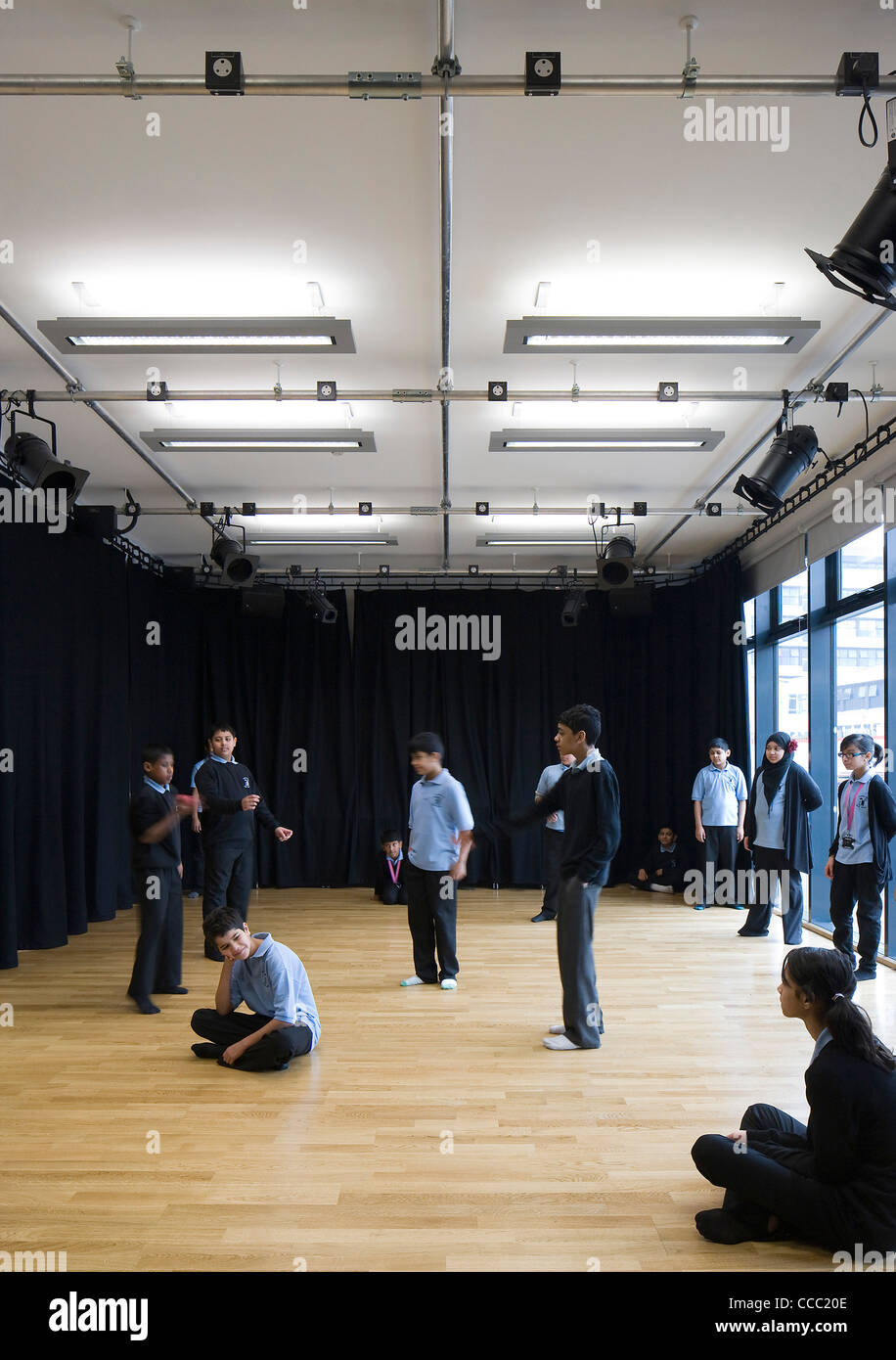 St Paul''S Way Trust School Is A Landmark Project In The Diverse London ...