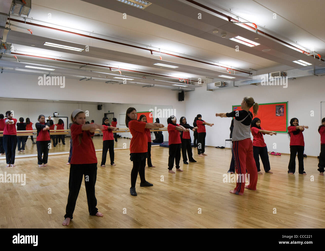 St Paul''S Way Trust School Is A Landmark Project In The Diverse London ...