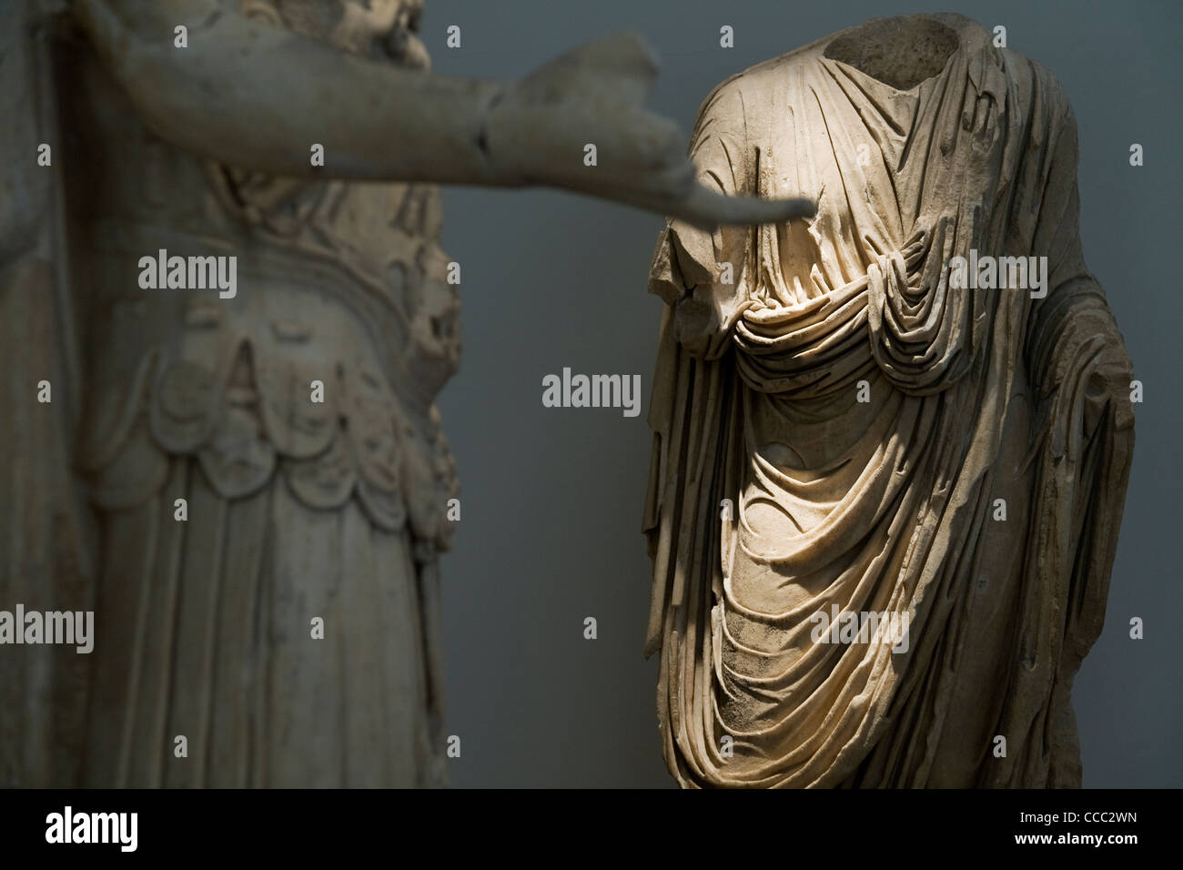 Roman sculpture headless hi-res stock photography and images - Alamy