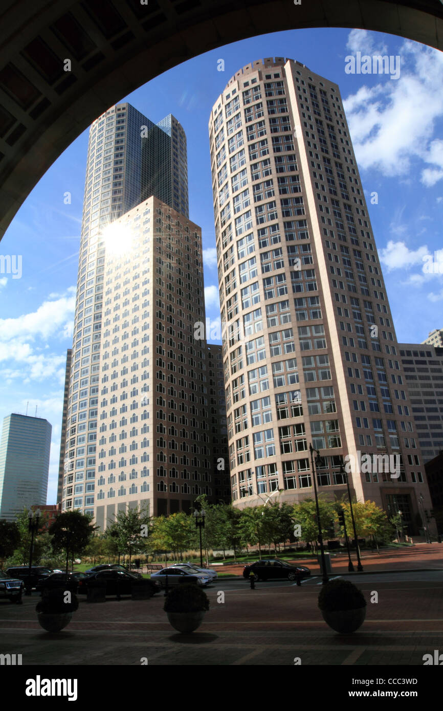 High-rise buildings viewed from Rowes Wharf near the financial district ...
