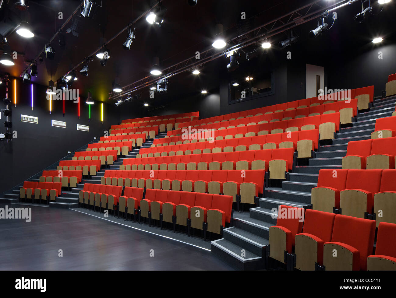 St Paul''S Way Trust School Is A Landmark Project In The Diverse London ...