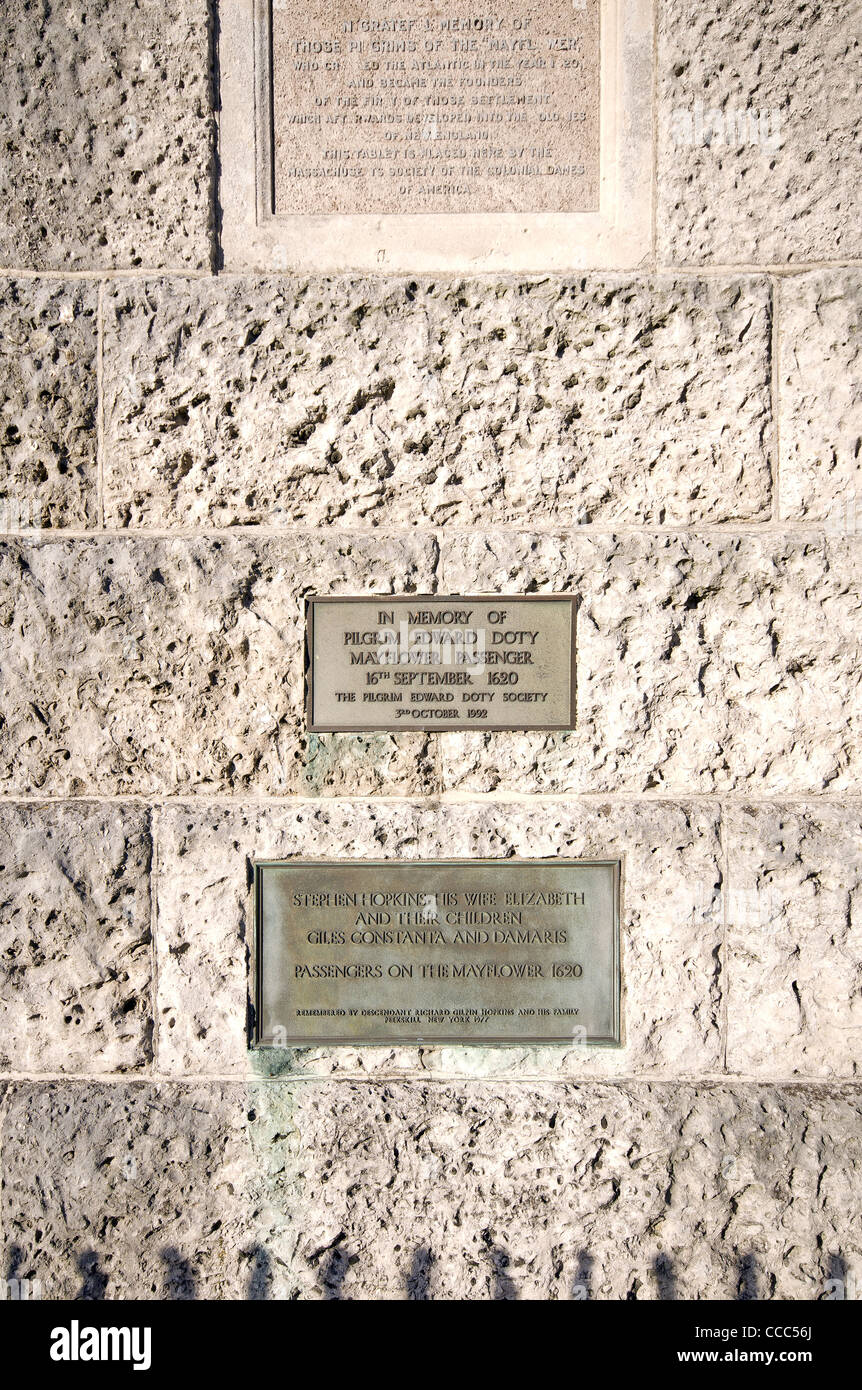 Commemorative plaques on the Mayflower Memorial on Southampton Town ...