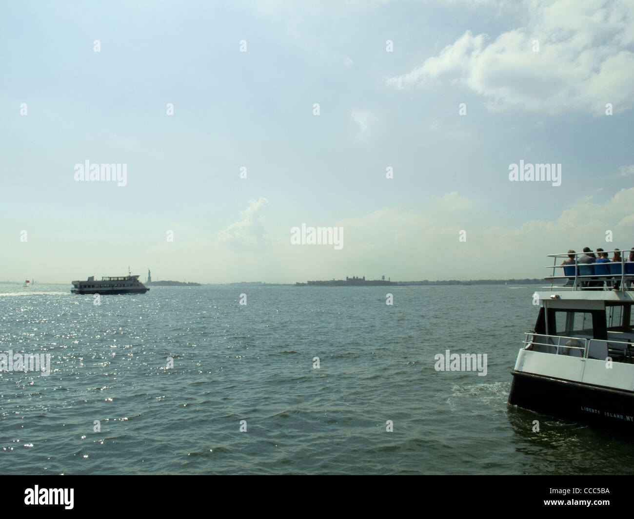 Governors island ferry hi-res stock photography and images - Alamy