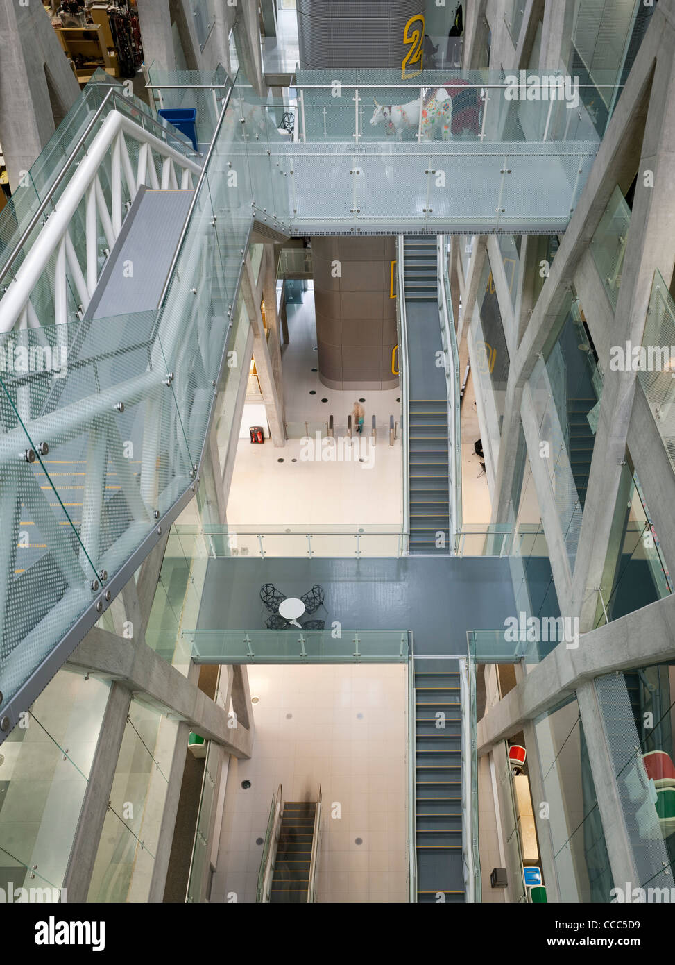 The Yellow Building, London, United Kingdom, 2008 Stock Photo - Alamy