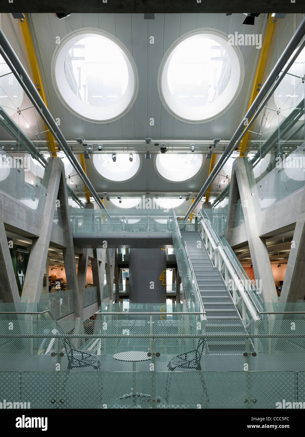 The Yellow Building, London, United Kingdom, 2008 Stock Photo - Alamy