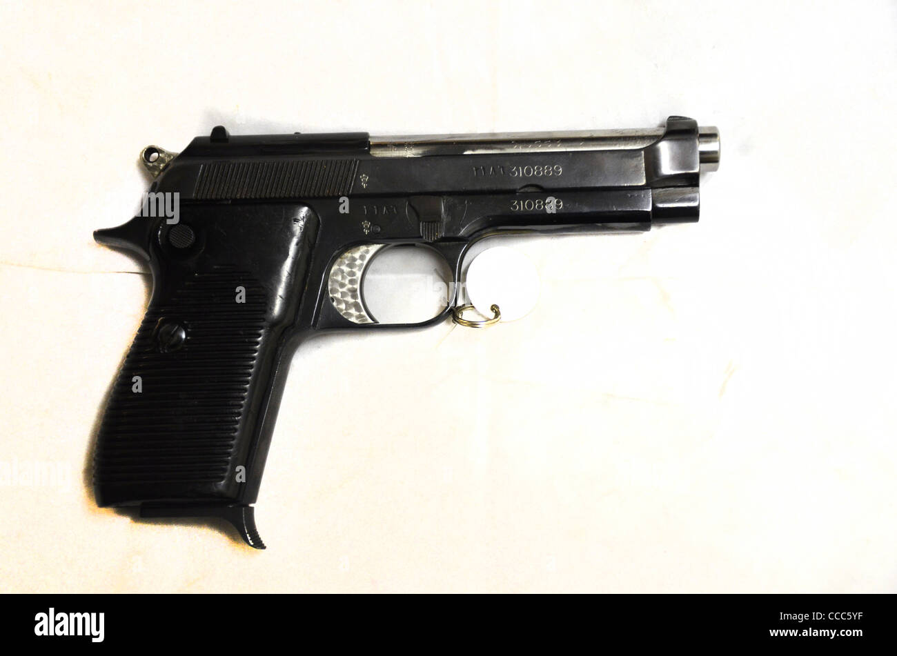 9mm parabellum hi-res stock photography and images - Alamy