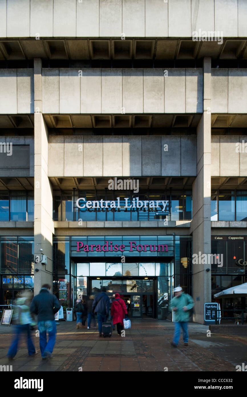 birmingham central library john madin exterior head on west entrance ...