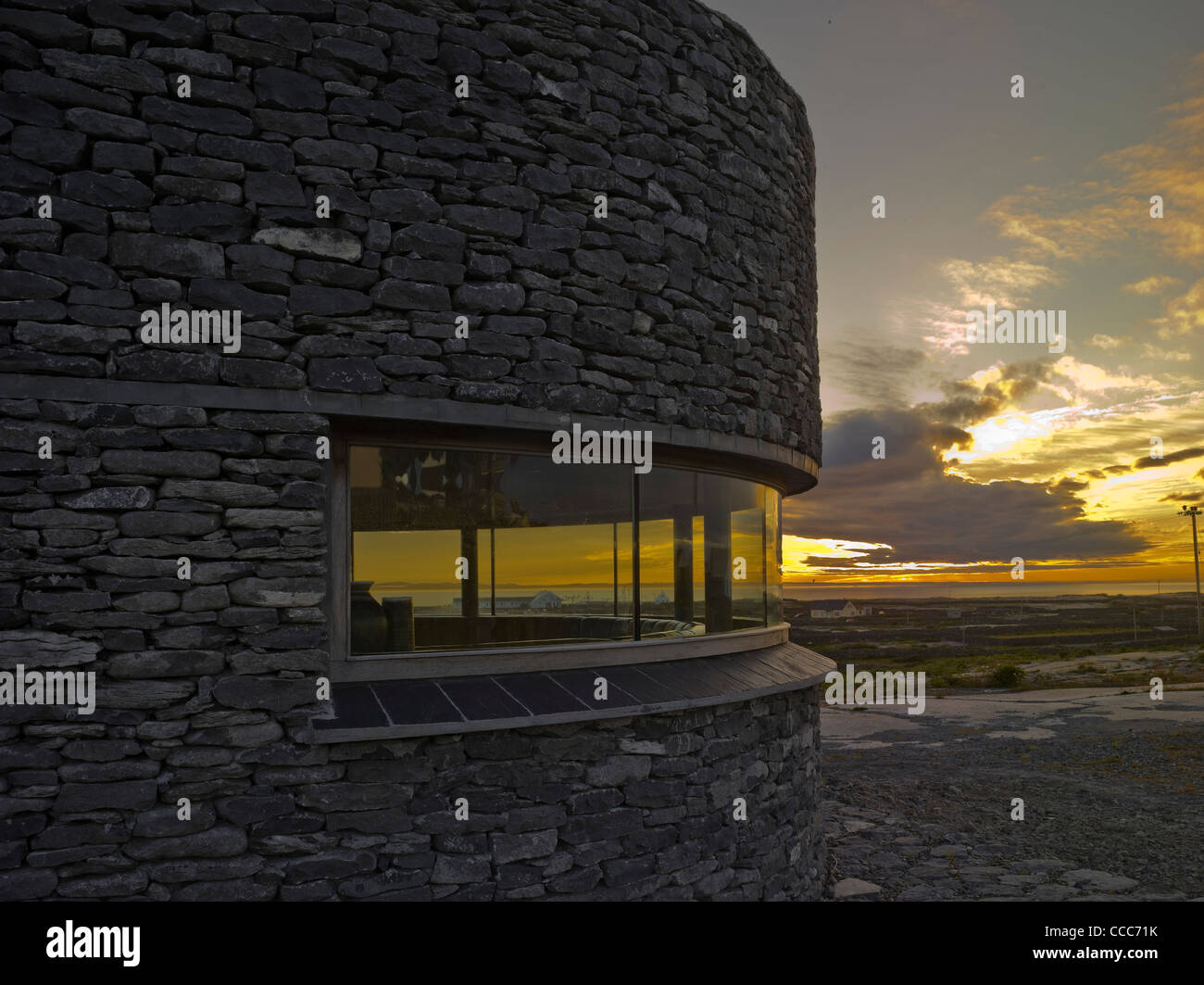Inis meain hi-res stock photography and images - Alamy