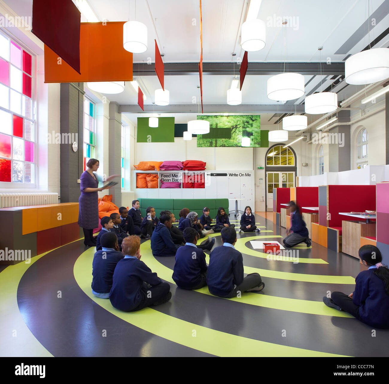 Primary school classroom england hi-res stock photography and images ...