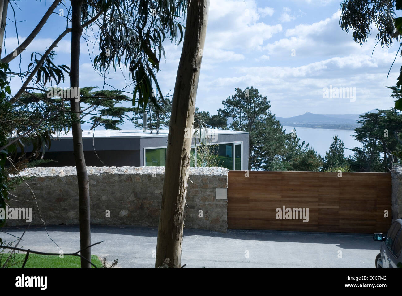 HOUSE VIEW FROM TREES BEHIND Stock Photo - Alamy