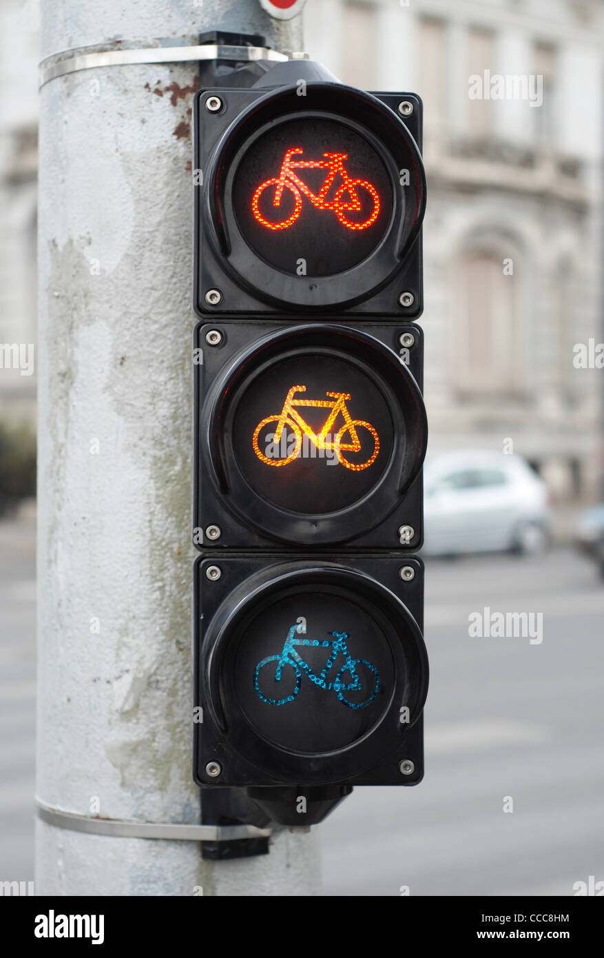 Amber Color Traffic Light at Salvador Kress blog